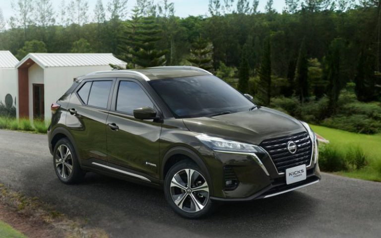 Nissan Kicks e-POWER ใหม่ สี Titanium Khaki ราคา 919,900 บาท