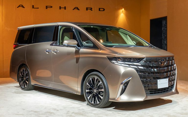 Toyota Alphard 2024 หรู นั่งสบายขึ้น เตรียมเข้าไทยสิงหาคมนี้
